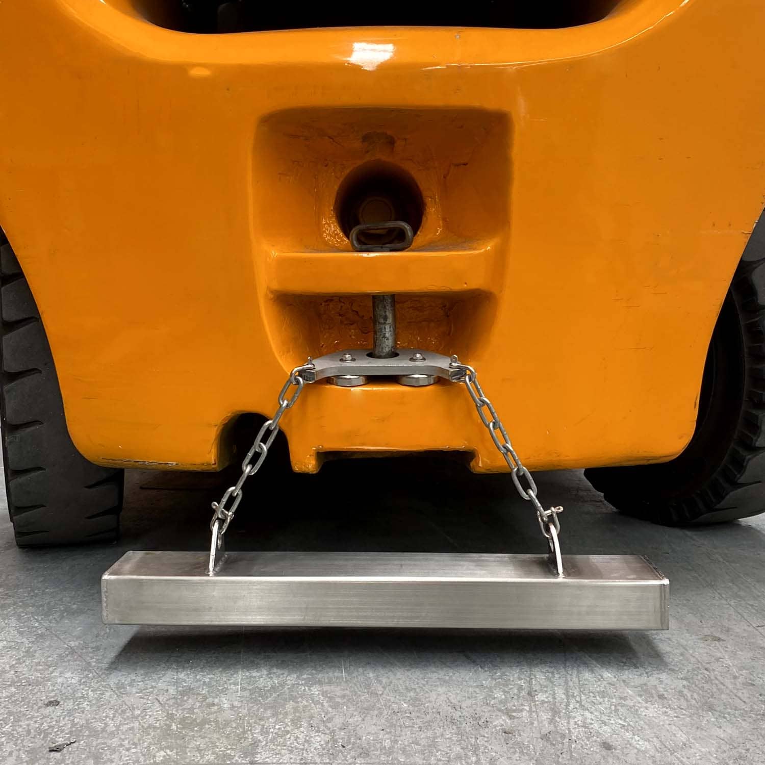 550mm Forkhoist Sweeper - Magnets New Zealand